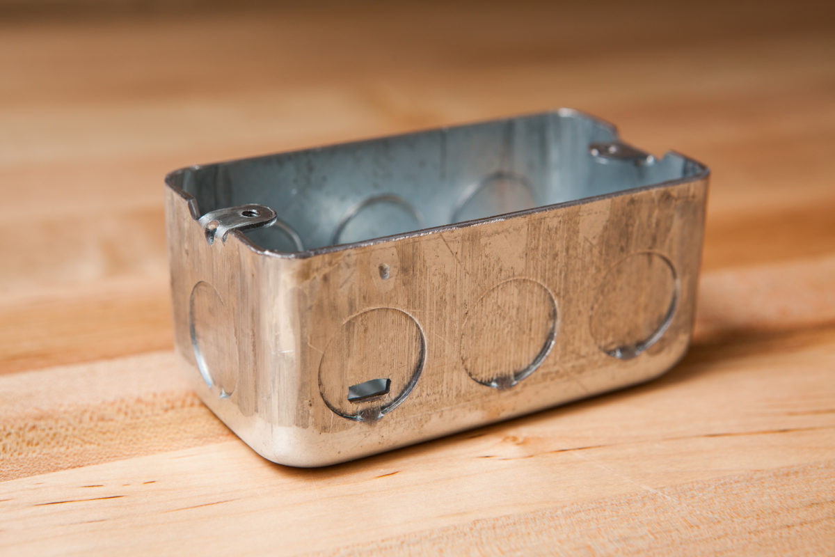 DIY Relay Boxes for Controlling 120V Power with a Microcontroller ...