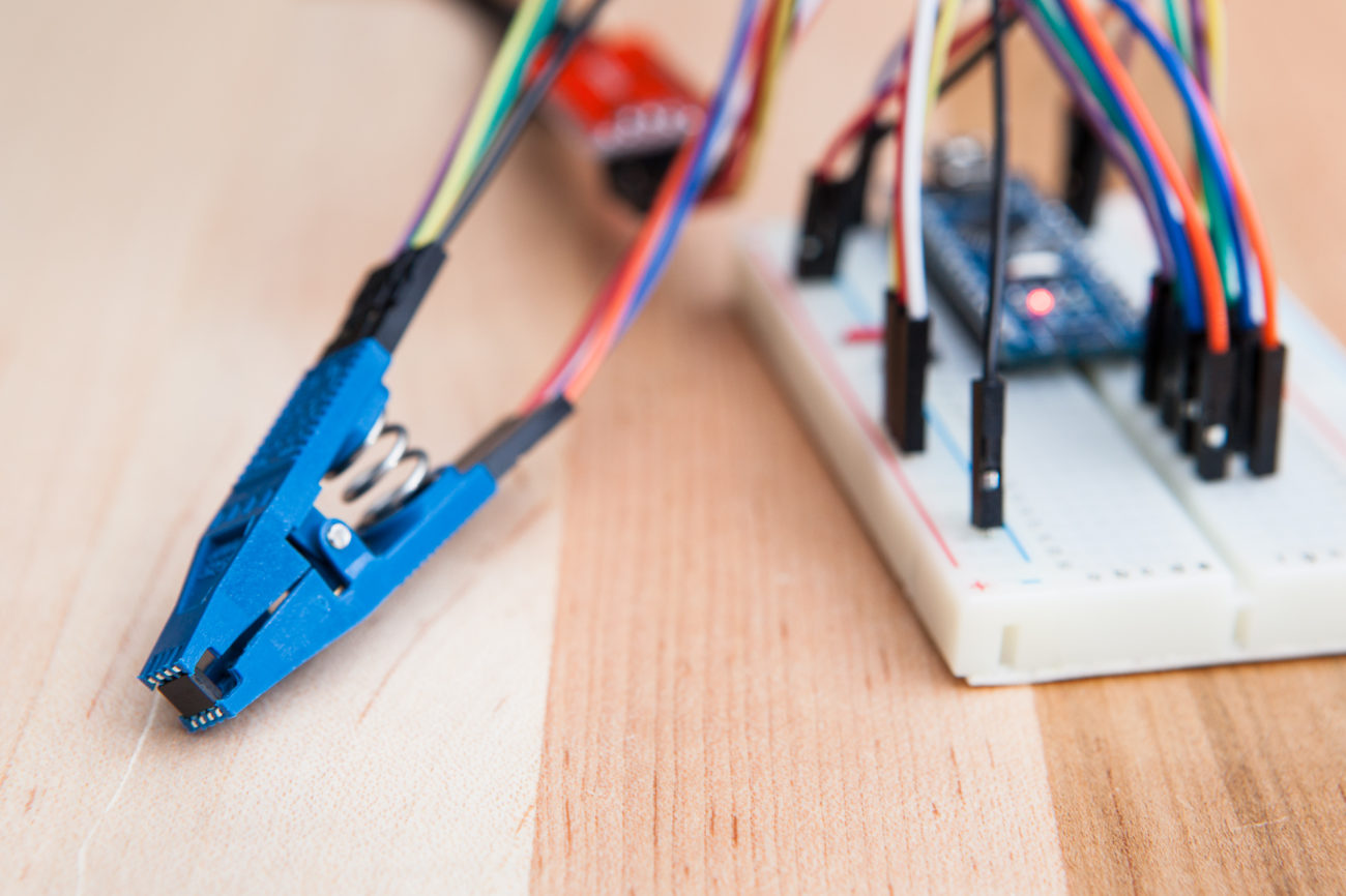 Flashing the BIOS to Fix a "Bricked" Lenovo Laptop - Parts Not Included